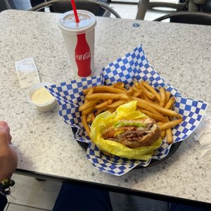 GUS JR. RESTAURANTS - 77 Photos & 163 Reviews - 295 E Redlands Blvd ...