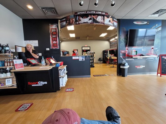 SPORT CLIPS HAIRCUTS OF KNOXVILLE - NORTHSHORE/PELLISSIPPI - Updated ...