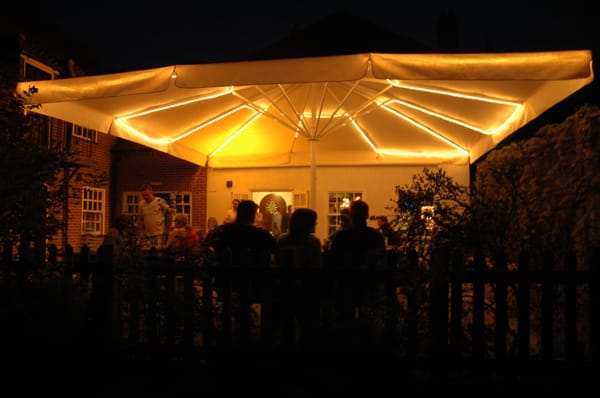 THE FURZE BUSH INN - Updated May 2024 - 13 Photos - Ball Hill, Newbury ...