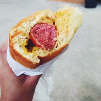 SUMO DOGS - Updated December 2025 - 77 Photos & 68 Reviews - Maui ...