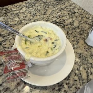 SQUEAKY RAIL DINER - Updated January 2025 - 61 Photos & 89 Reviews ...