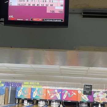 SURF BOWL - Updated March 2025 - 134 Photos & 250 Reviews - 1401 S ...