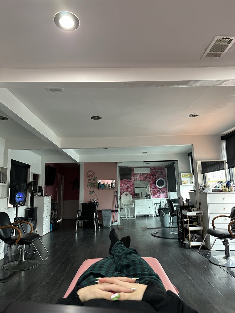 BRATZ TECH - 7257 Melrose Ave, Los Angeles, CA - Yelp