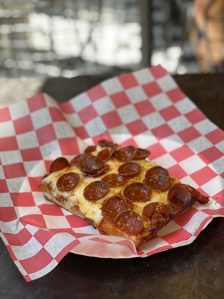 UPSIDE PIZZA - 201 Photos & 134 Reviews - 51 Spring St, New York, New ...