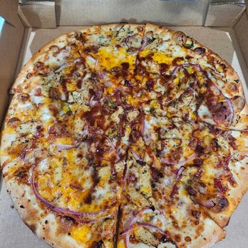 CRUST PIZZA CO. - KINGWOOD DOCKS - Updated December 2025 - 35 Photos ...