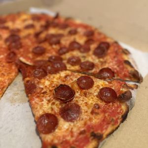 TIC TAC TOE PIZZA - Updated November 2024 - 77 Photos & 42 Reviews ...