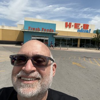 H-E-B PLUS! - Updated December 2025 - 58 Photos & 153 Reviews - 2508 E ...