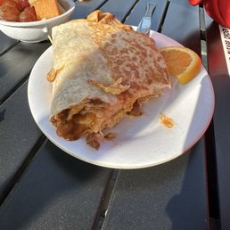 HAPPY BURGER DINER - Updated October 2025 - 643 Photos & 755 Reviews ...