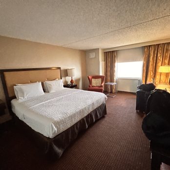 HAMPTON INN NY-JFK - Updated October 2025 - 173 Photos & 139 Reviews ...