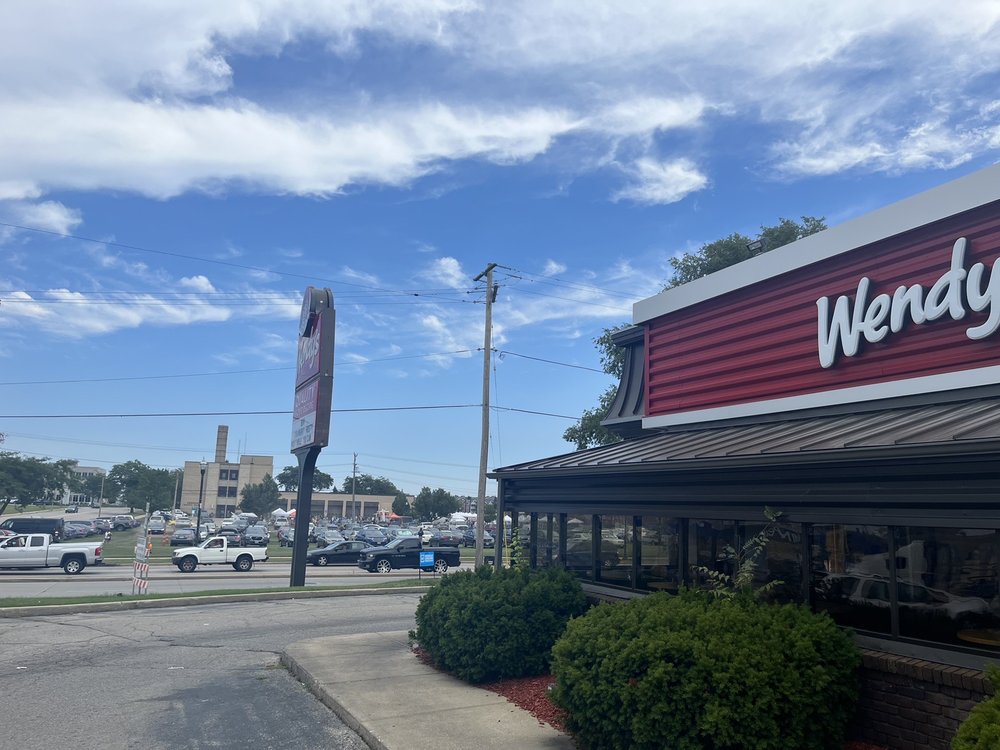 WENDY’S - Updated October 2025 - 16 Reviews - 4420 - 52nd Street ...