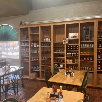 VILLA BASQUE CAFÉ - Updated June 2024 - 478 Photos & 407 Reviews - 730 ...