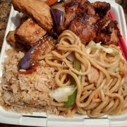 COMBO EXPRESS - 99 Photos & 216 Reviews - Chinese - 42 Springstowne Ctr ...