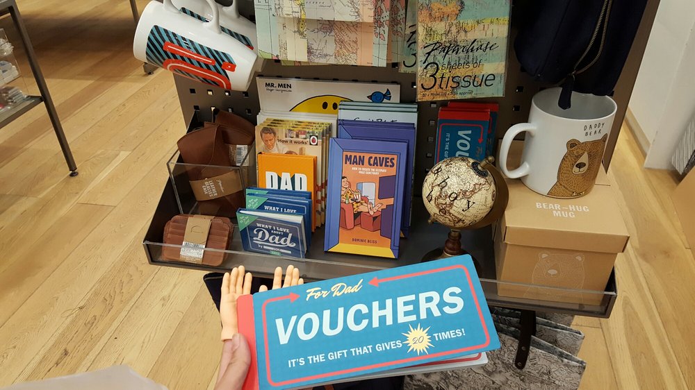 PAPERCHASE - 199 Piccadilly, London, United Kingdom - Cards ...