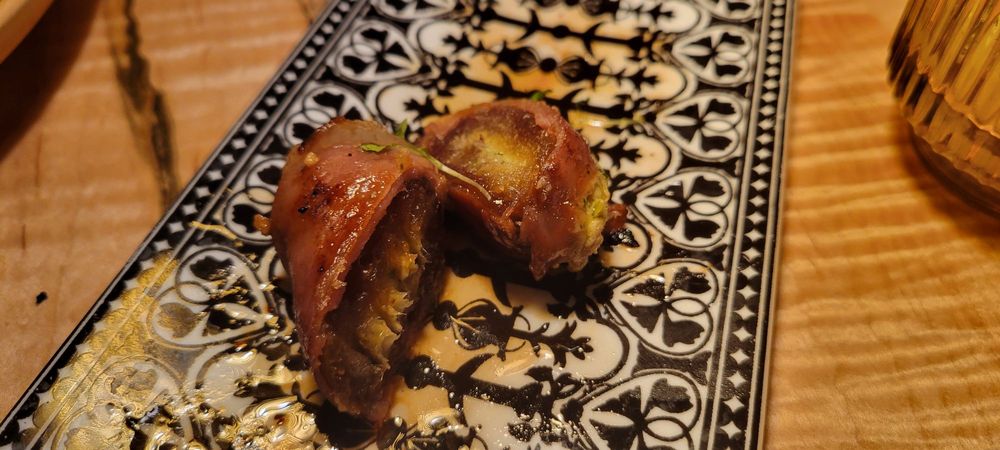 JAJA - 70 Photos & 34 Reviews - 2050 Gehring Ave, Cleveland, OH - Yelp