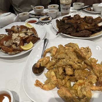 CHI STAR HOUSE - Updated January 2026 - 365 Photos & 98 Reviews - 9021 ...