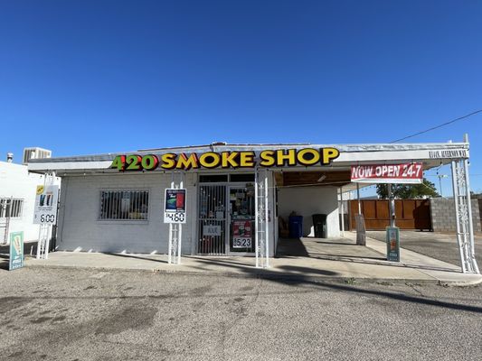 420 SMOKE SHOP - Updated December 2025 - 1144 N Alvernon Way, Tucson ...