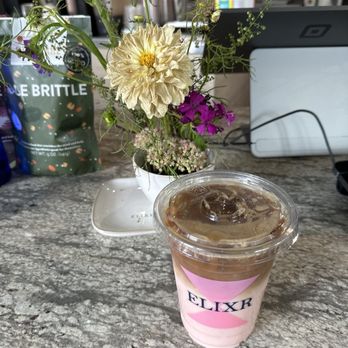 ELIXR COFFEE ROASTERS - 682 Photos & 913 Reviews - 207 S Sydenham St ...