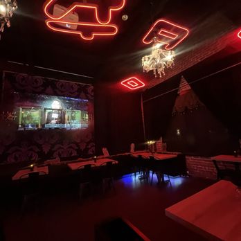 POCHA HOUSE - Updated November 2024 - 791 Photos & 279 Reviews - 1910 Q ...