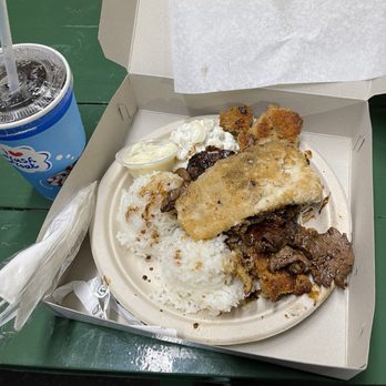 RAINBOW DRIVE-IN - Updated August 2024 - 7899 Photos & 5661 Reviews ...