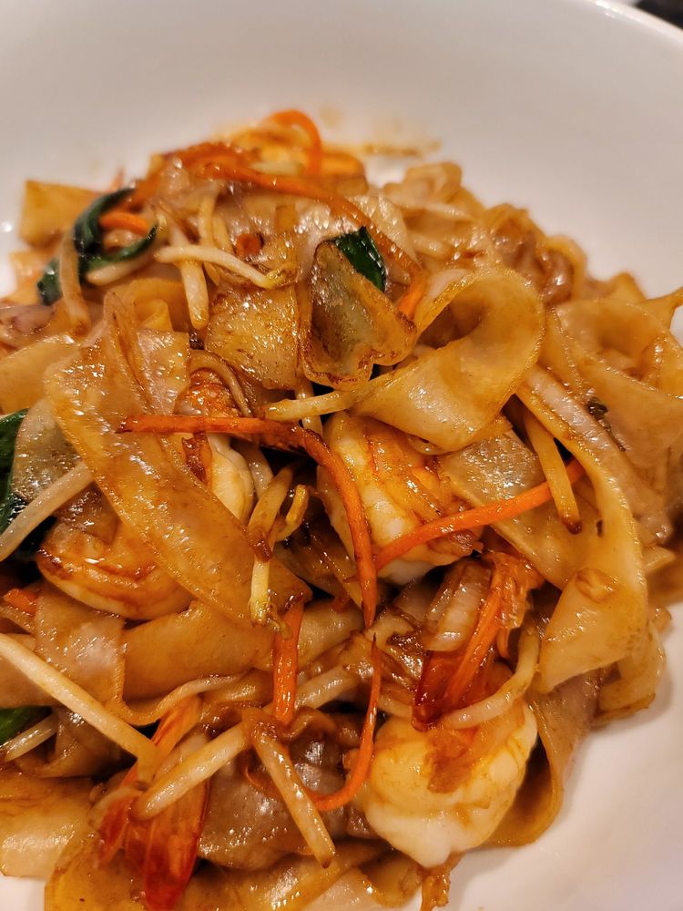 LEE’S ASIAN FUSION - Updated October 2025 - 258 Photos & 136 Reviews ...