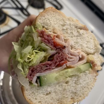 CARSON STREET DELI & CRAFT BEER BAR - Updated January 2025 - 149 Photos ...