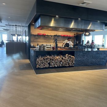 WOVEN SEAFOOD & CHOPHOUSE - Updated October 2025 - 652 Photos & 324 ...