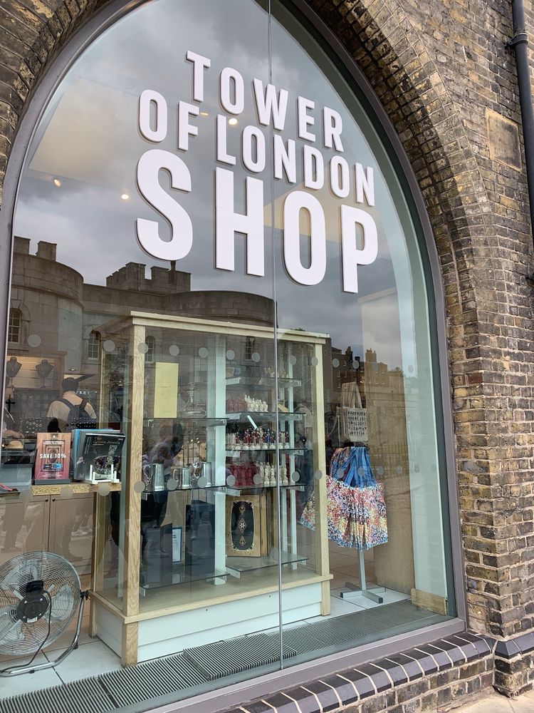 TOWER OF LONDON SHOP - Updated August 2025 - Three Quays Walk, London ...