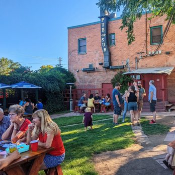 PUB N’ SUB - Updated May 2024 - 225 Photos & 245 Reviews - 1000 Ralston ...