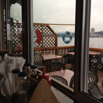 DINGHY DOCK PUB - Updated December 2025 - 37 Photos & 41 Reviews - 8 ...