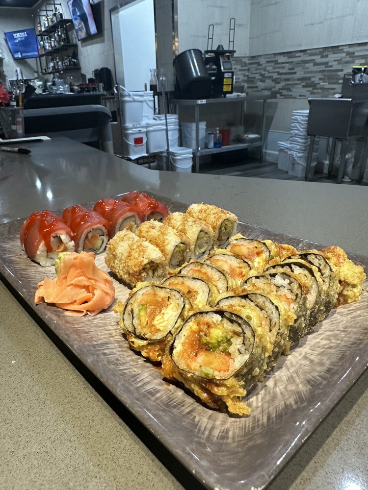 GOCHI JAPANESE KITCHEN - 381 Photos & 227 Reviews - 14195 W Colonial Dr ...