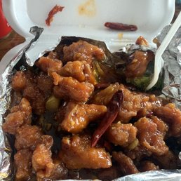 LUCKY EXPRESS - 140 Photos & 172 Reviews - 307 E 3rd St, Bloomington ...