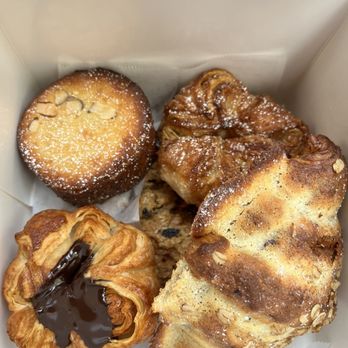 B PATISSERIE - Updated December 2024 - 7632 Photos & 3586 Reviews ...