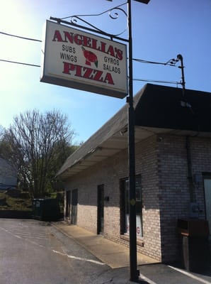 ANGELIA’S PIZZA - Updated May 2024 - 125 Photos & 84 Reviews - 202 Moon ...
