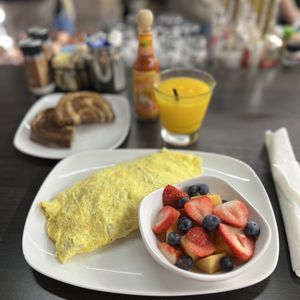 MAPLE SPOT BRUNCH - Updated November 2025 - 49 Photos & 22 Reviews ...