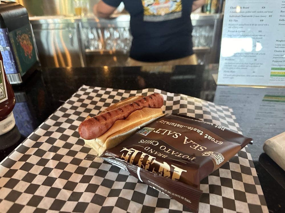 HOP ASYLUM - Updated December 2025 - 73 Photos & 58 Reviews - 2411 ...