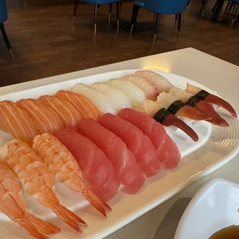 MAGIC SUSHI - Updated June 2024 - 90 Photos & 58 Reviews - 517 ...
