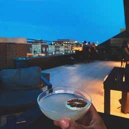 3UP ROOFTOP LOUNGE - Updated December 2025 - 230 Photos & 159 Reviews ...