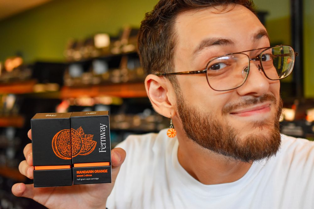 CANNABIS CONNECTION - 337 Photos & 19 Reviews - 40 Westfield Industrial ...