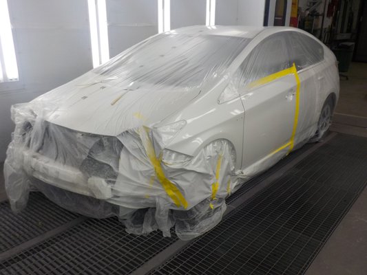 MODERN AUTO BODY - Updated September 2025 - 27 Photos & 15 Reviews ...