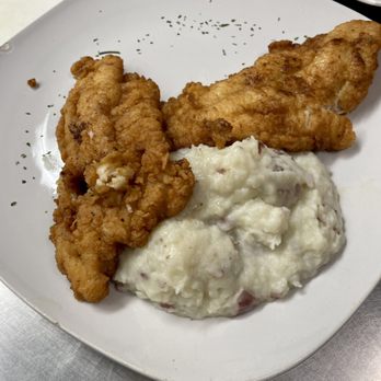 POPPINCORKS BISTRO - Updated August 2024 - 39 Photos & 27 Reviews ...