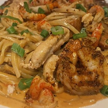 YARD HOUSE - Updated March 2025 - 1938 Photos & 1291 Reviews - 3775 ...