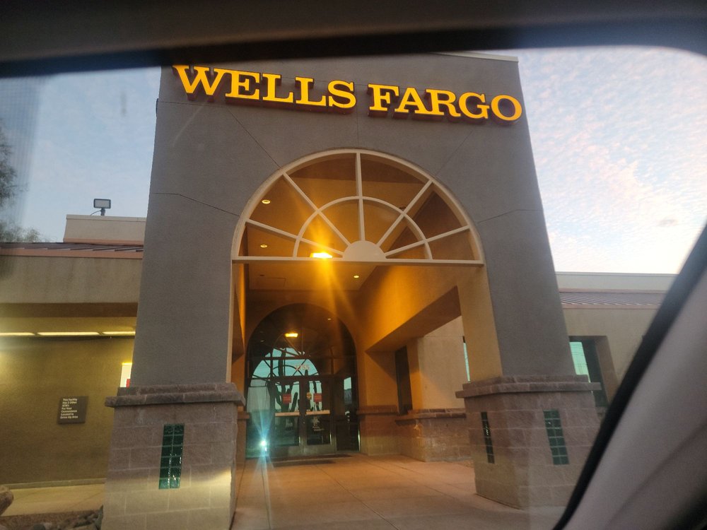 WELLS FARGO BANK - Updated June 2026 - 1755 W Valencia Rd, Tucson ...