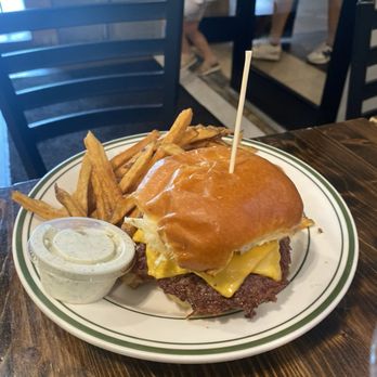 GRIND BURGER KITCHEN - Updated April 2025 - 731 Photos & 759 Reviews ...