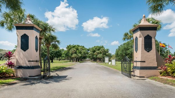 WOODLAWN MEMORIAL PARK & FUNERAL HOME - Updated December 2025 - 73 ...