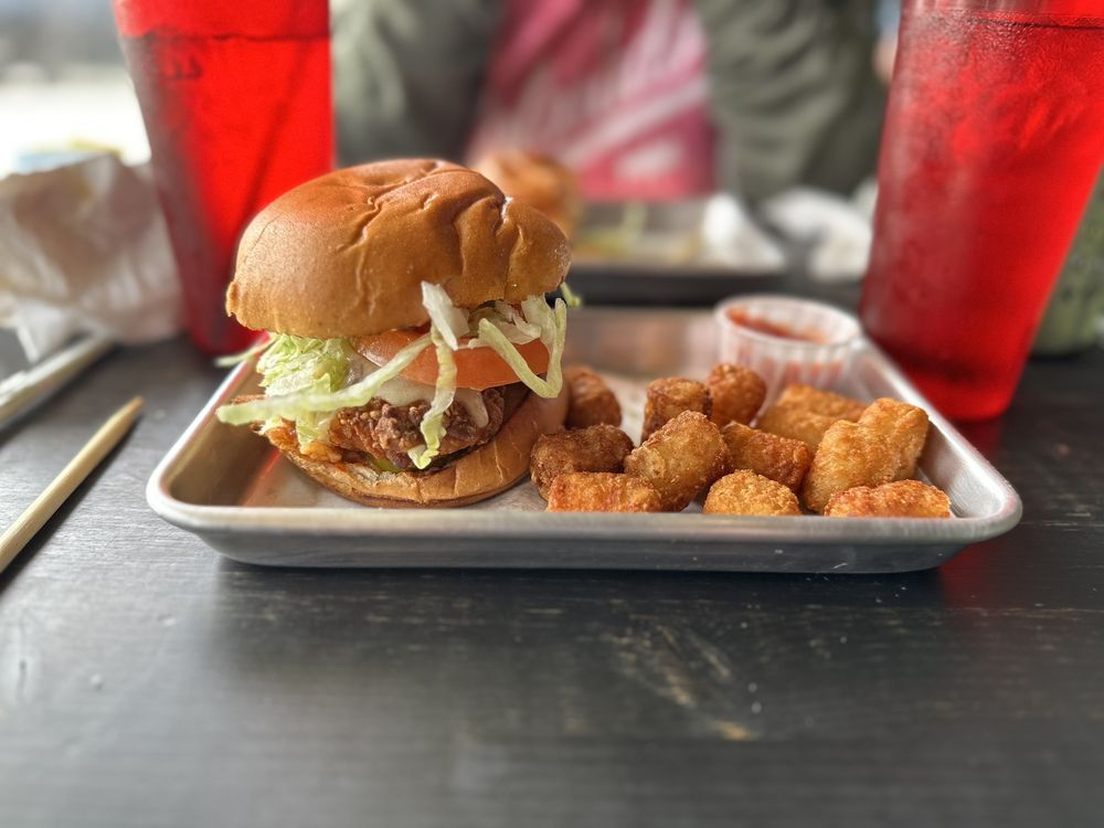 CHEEKS’ CHICKEN & BURGERS - Updated September 2025 - 20 Photos & 13 ...