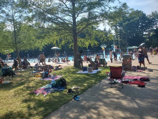 SAXON WOODS POOL - 11 Photos & 21 Reviews - 1800 Mamaroneck Ave, White ...