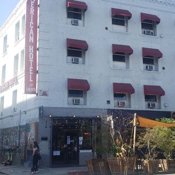 American hotel store