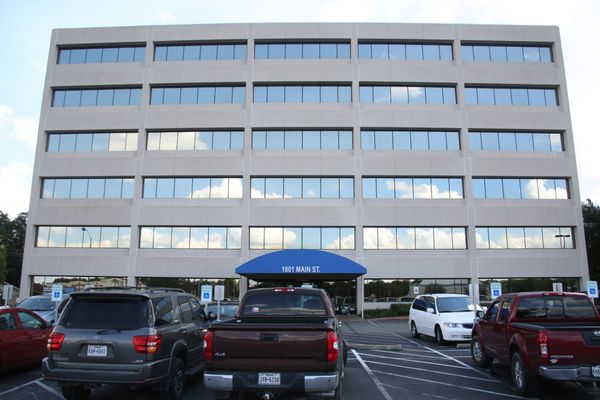 NITESH VACHHANI, MD - Updated August 2025 - 10 Photos - 1601 Main St ...