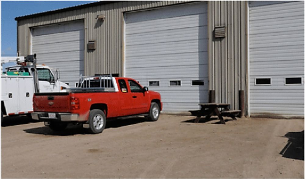 DBC CONTRACTORS - Updated October 2025 - 14 Photos - 725 East Lake Rise ...