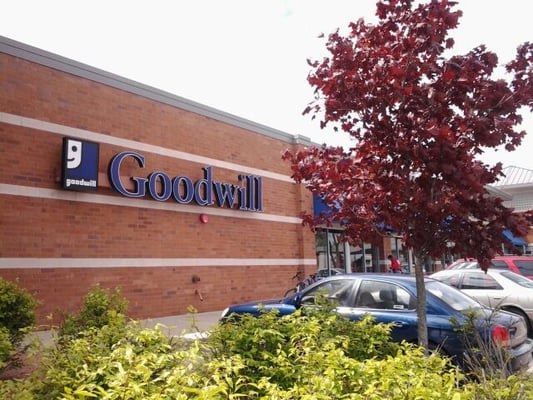 GOODWILL STORE & DONATION CENTER - Updated September 2025 - 19 Reviews ...